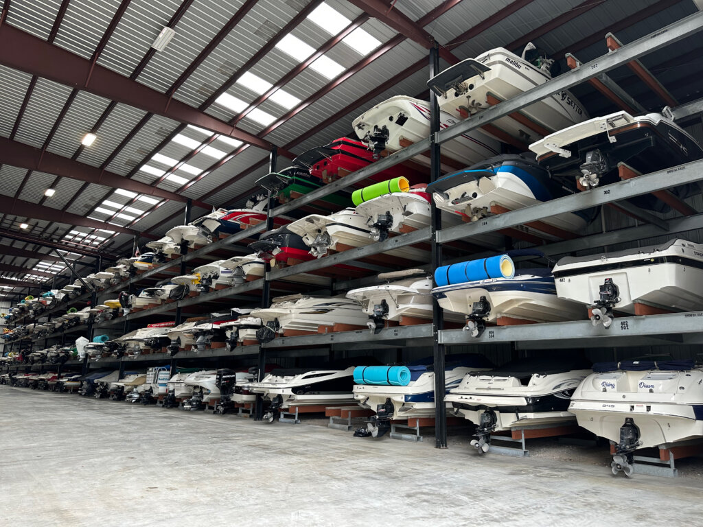 Marina Slip Rentals, Dry Storage, Wet Slips | Roosevelt Lake Marina